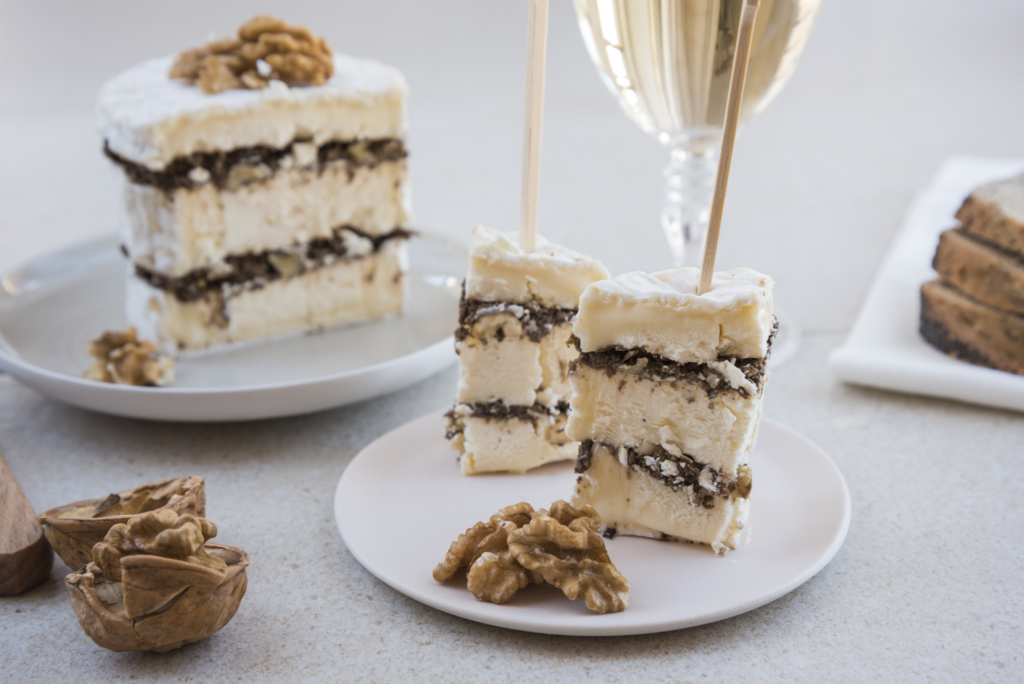 “Surprise” Chaource cheese with olive tapenade and walnuts - Germain