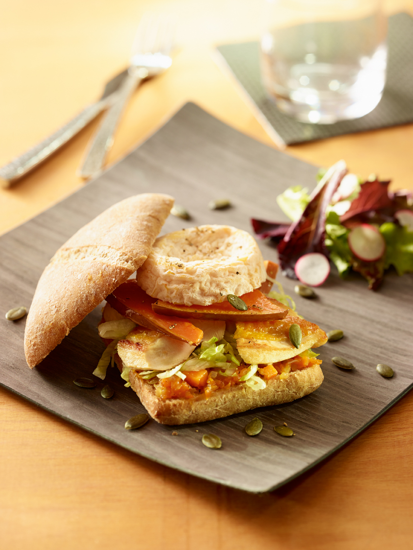 Langres PDO chicken burger - Germain