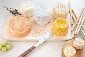 Why some cheeses are orange - The history of a cult color